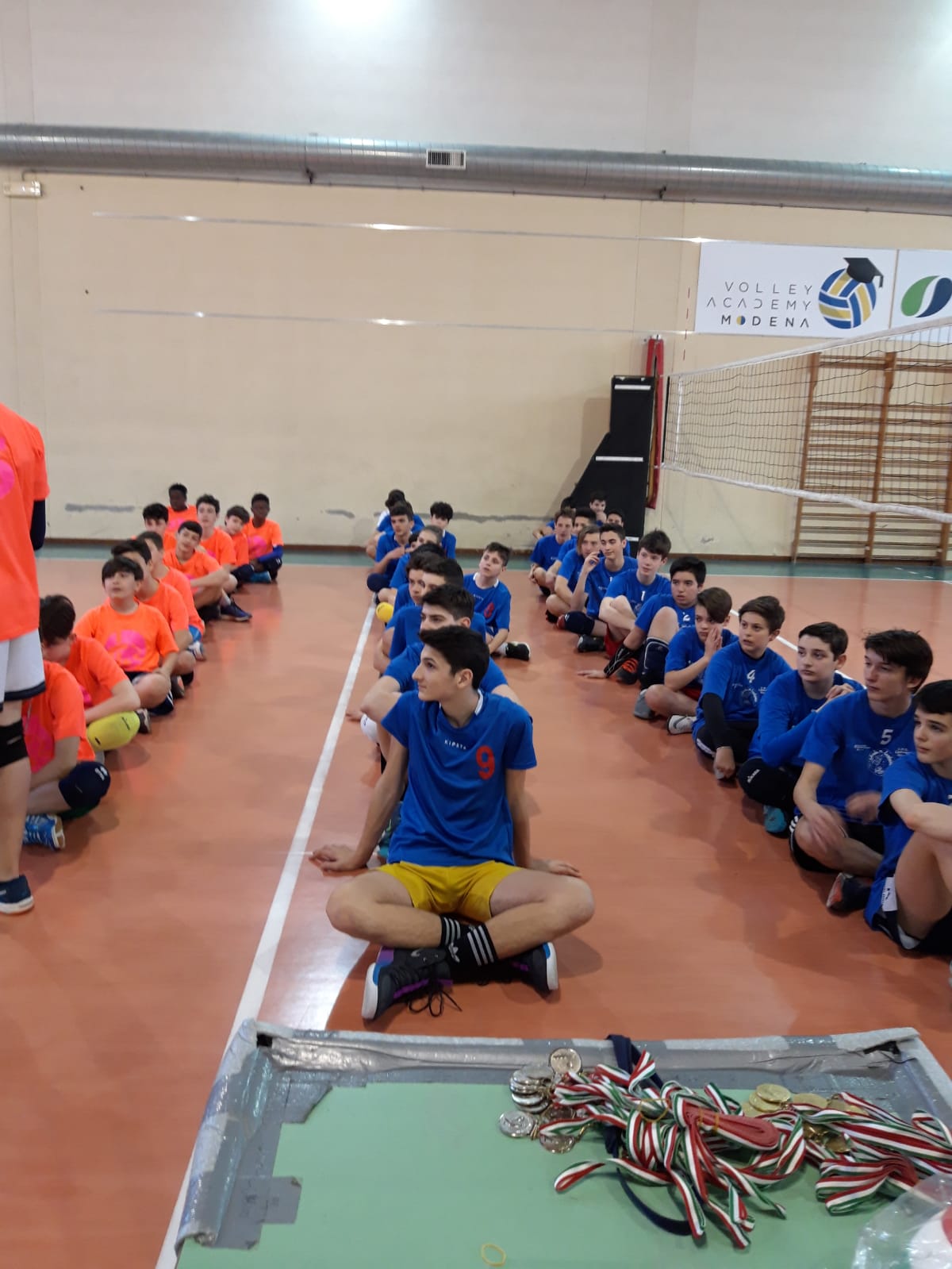 IC6 CAMPIONI PROVINCIALI DI PALLAVOLO MASCHILE 2018/19 - Istituto Comprensivo 6 di Modena